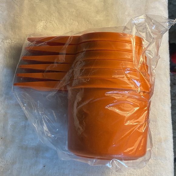 Tupperware | Kitchen | Tupperware Vibrant Orange Vintage Measuring Cup ...